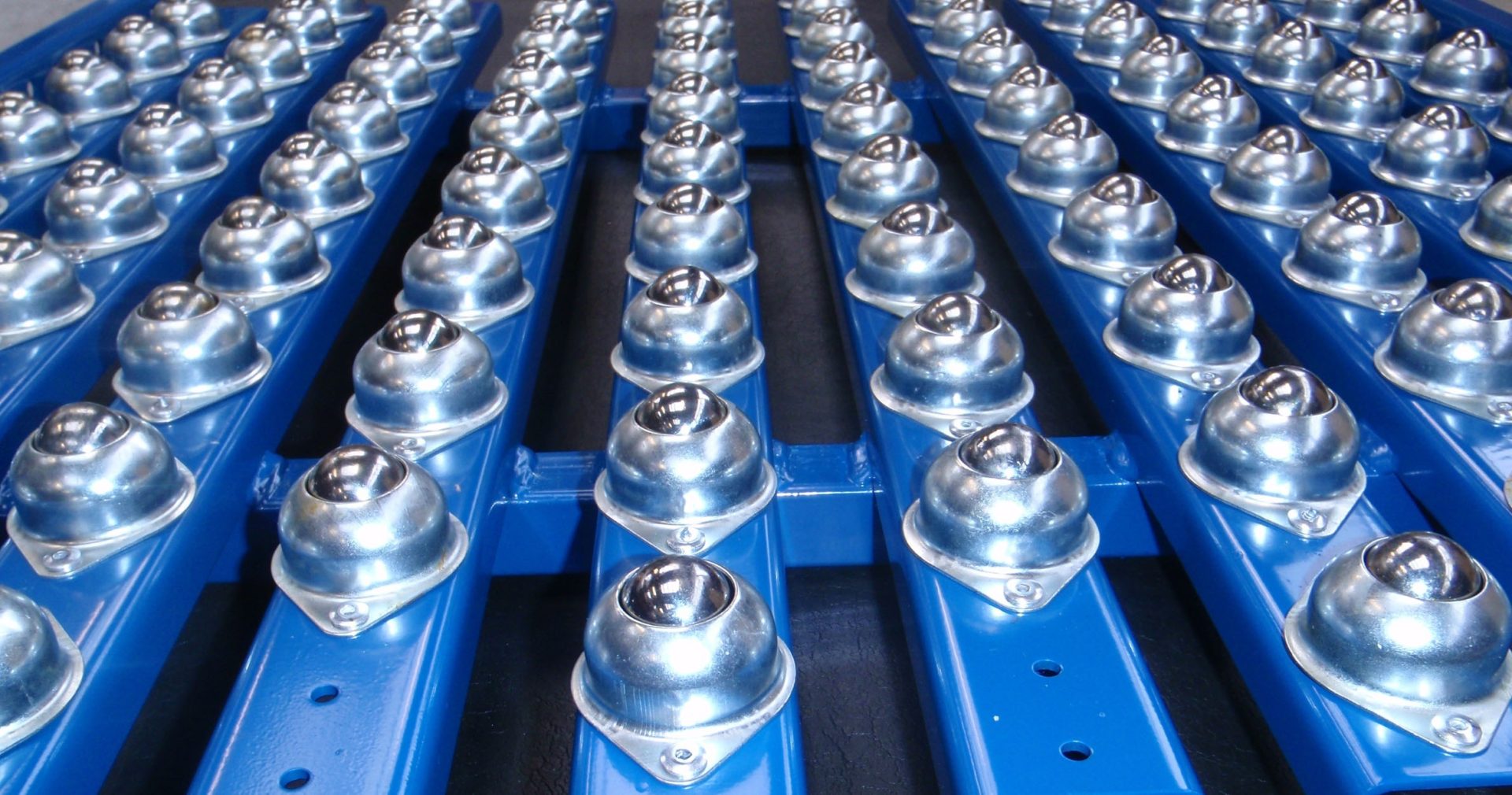 Ball Transfer Section | Gravity Roller Conveyor - Dyno Conveyors