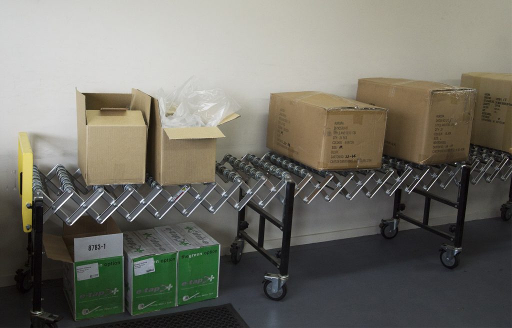Carton and Box Handling - Dyno Conveyors
